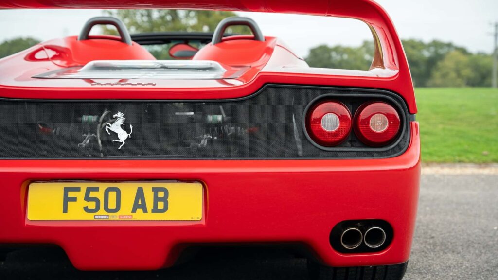 Ponen a la venta Ferrari F50 que fue de Rod Stewart • Metropolitano