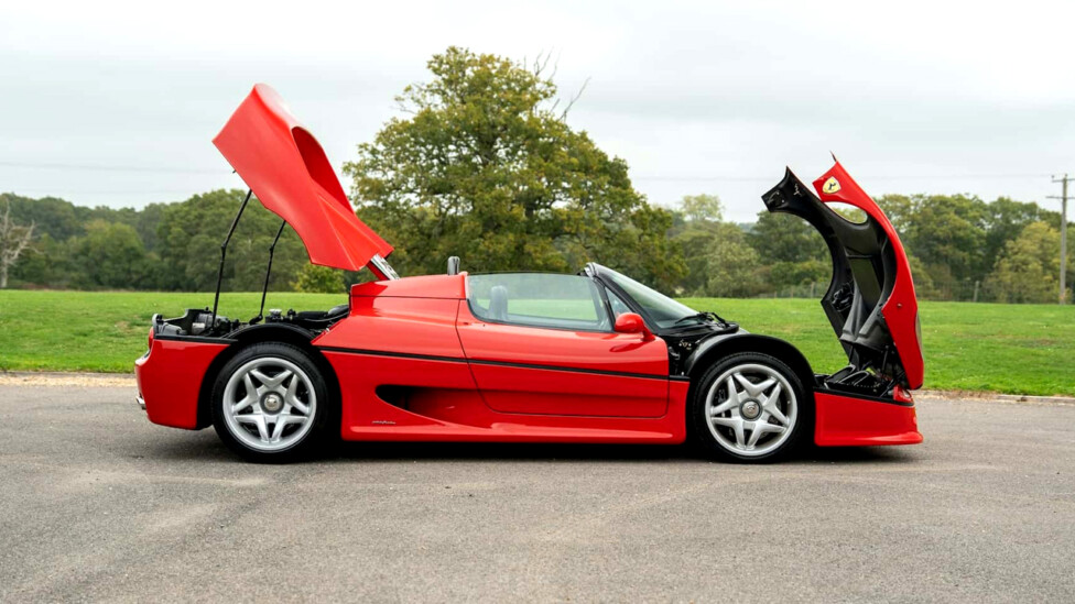 Ponen a la venta Ferrari F50 que fue de Rod Stewart • Metropolitano