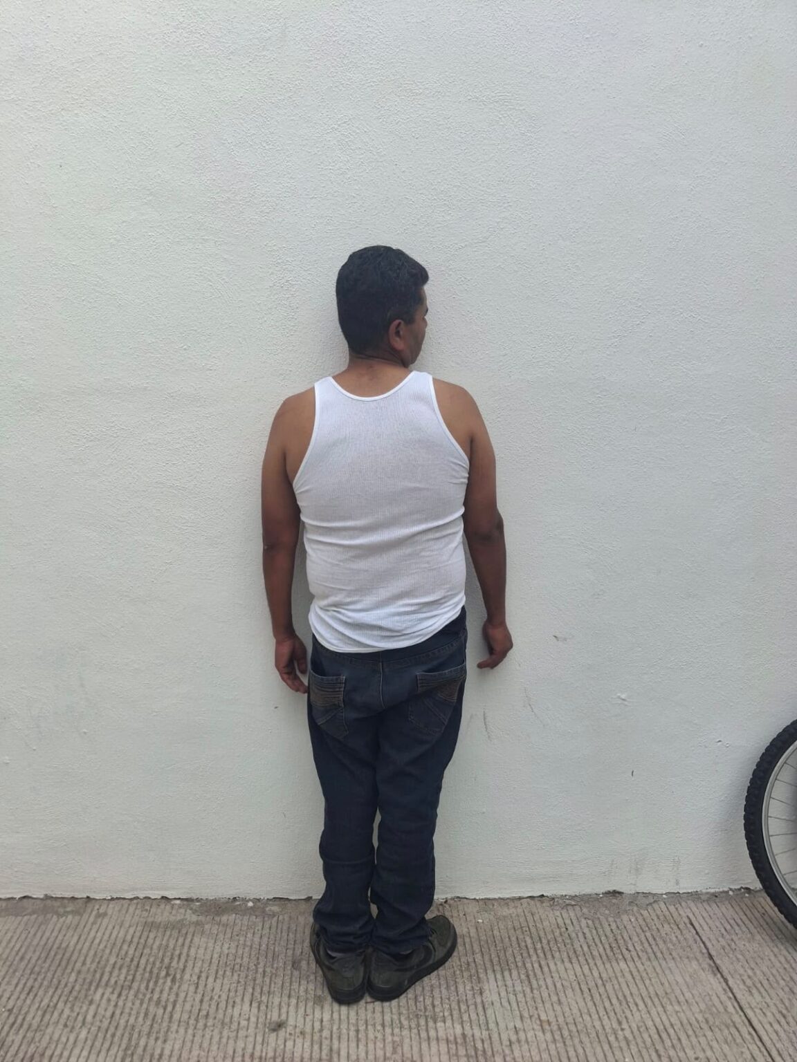 En Colinas de San Patricio fue detenido Jairo de 43 años • Metropolitano